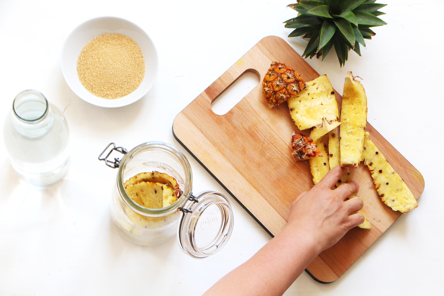 Tepache, boisson fermentée à l'ananas {anti-gaspi} - Au four & au moulin